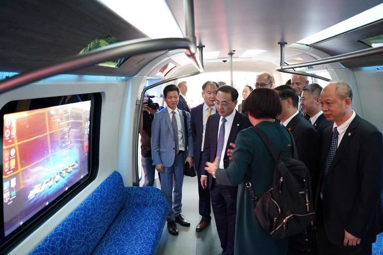 CRRC to open a new era of green mobility - Chinessima